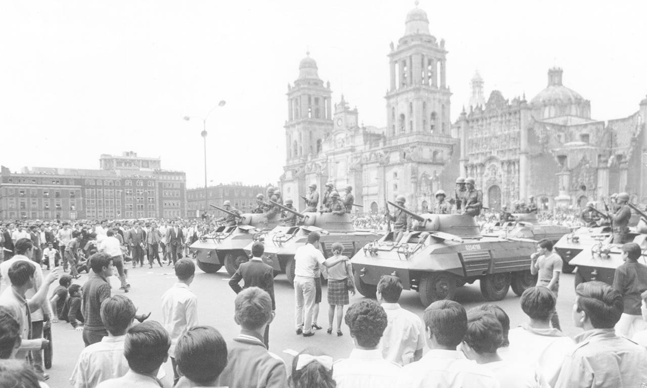 Vestir (la Guerra Sucia) la represión: una exposición viva